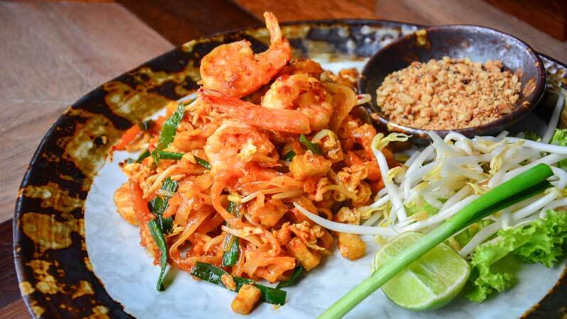 30 of the Best Thai Foods & Dishes You Absolutely Have to Try